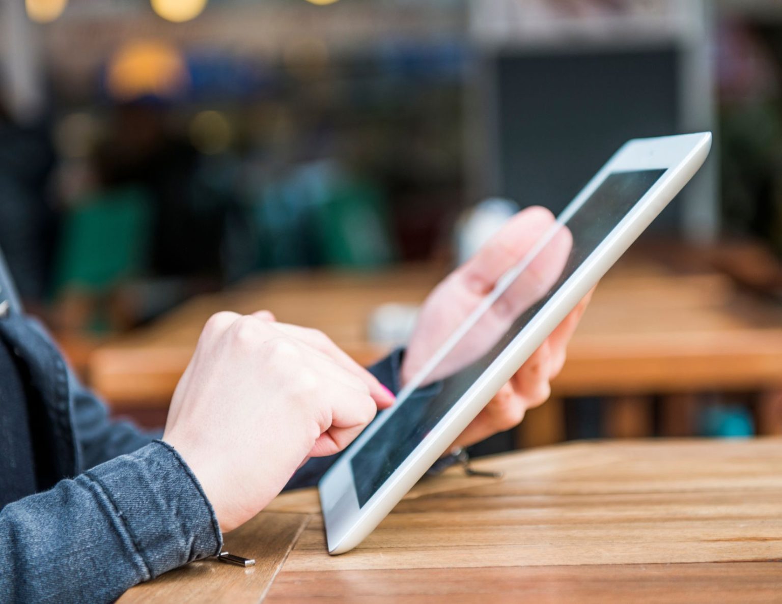 Creating a Multimedia Story With Text, Images, and Video - EveryStory.Us